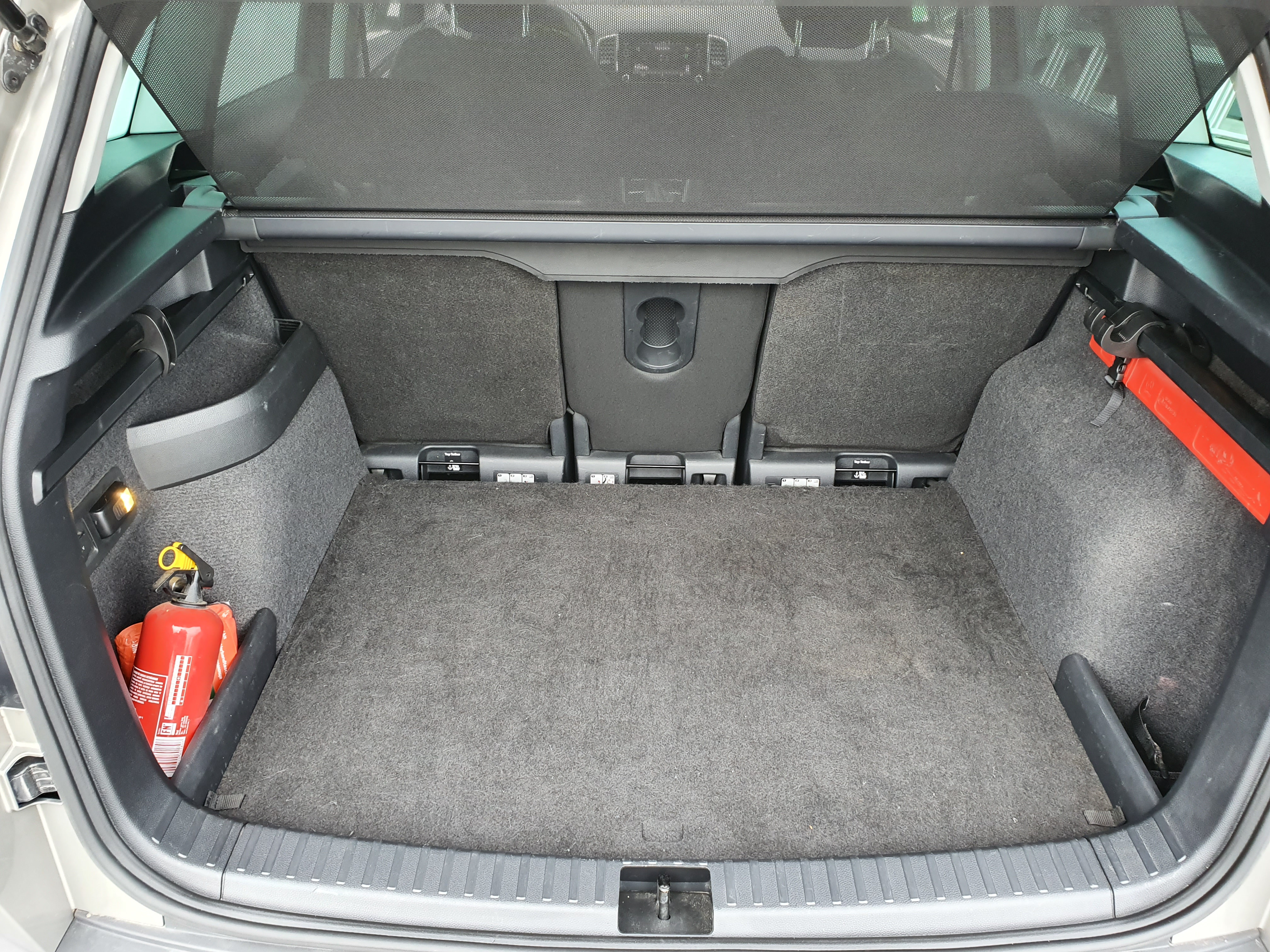 Green motors mazlietoti auto | Škoda Karoq Ambition Plus